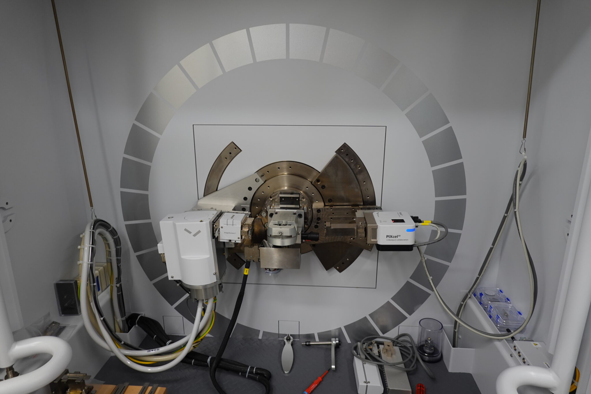 X-Ray Diffraction – Laboratory of Dr. Semion Zhutovsky